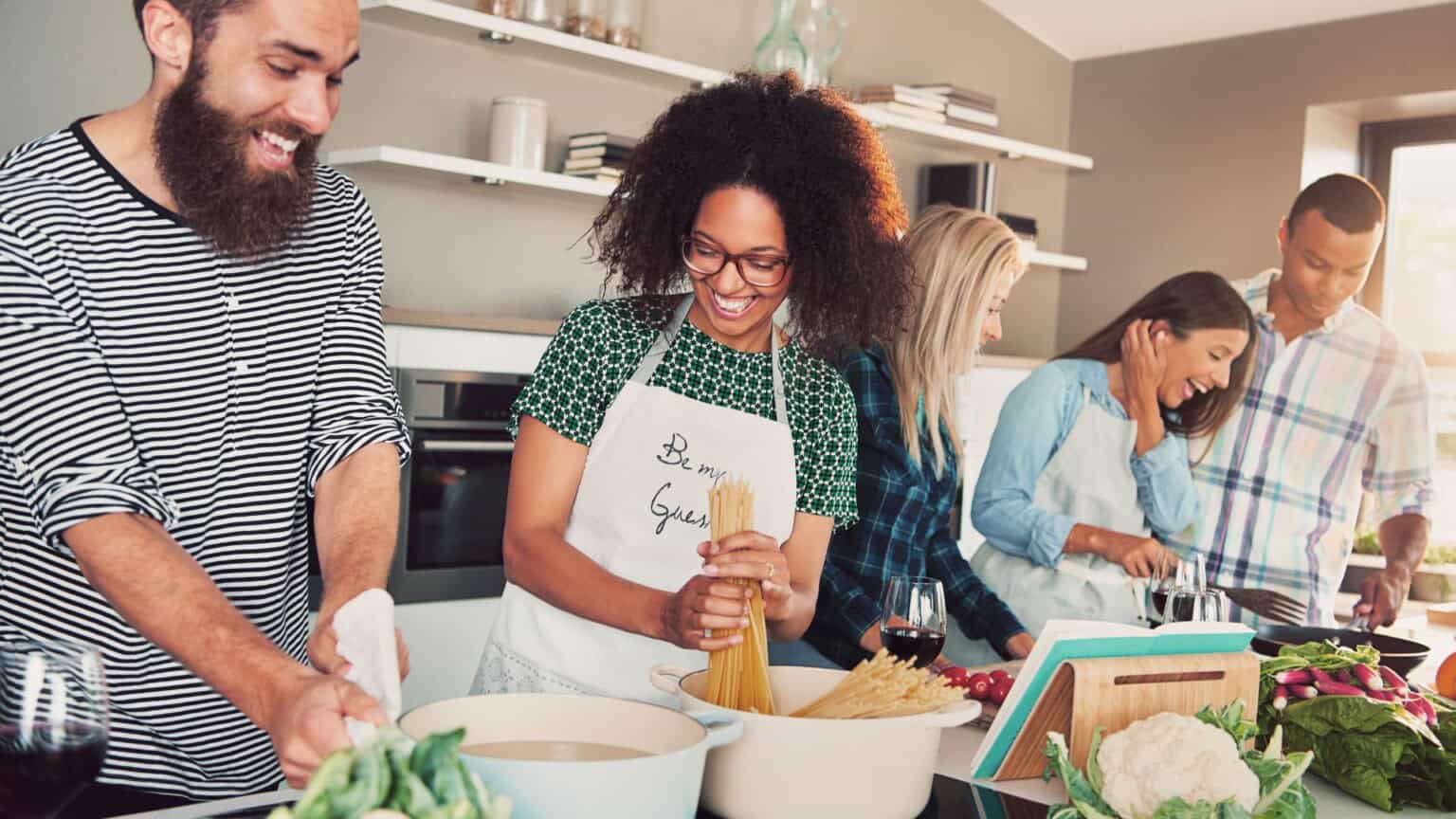 Best Ways to Conserve Energy While Cooking in the Kitchen
